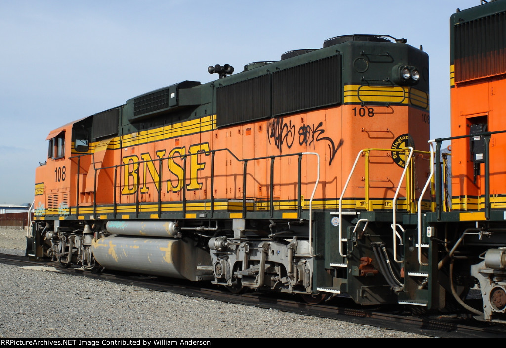 BNSF 108
